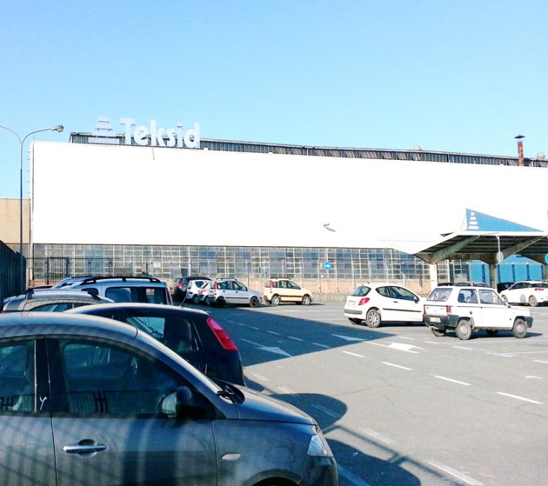 CARMAGNOLA - Un caso il taglio dei bus verso Teksid e Stellantis - Il ...